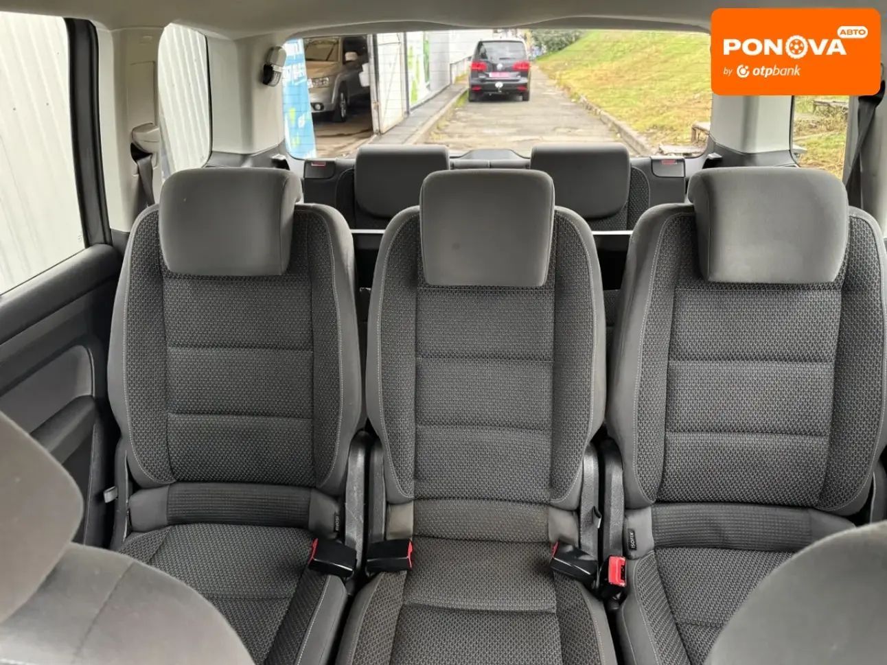Ponova by OTP Bank - Volkswagen Touran, 2011 р., Бензин, 225 тис. км ...