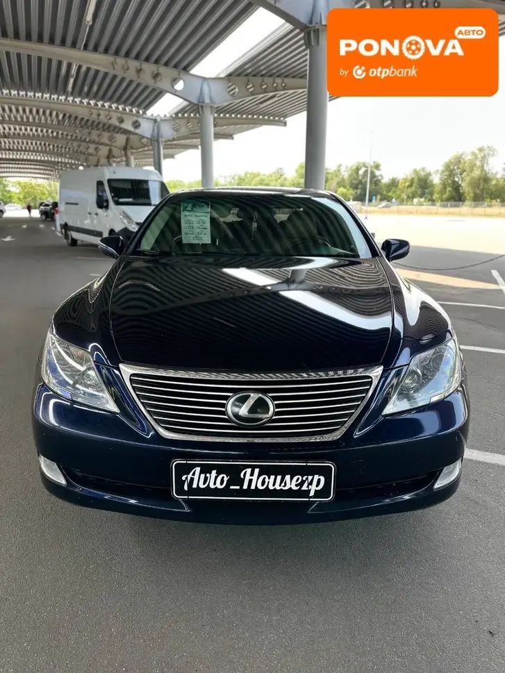 Купити Lexus LS Бу авто з пробігом на Ponova by OTP Bank